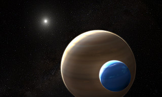 Exomoon orbiting its planet (artist’s impression) | ESA/Hubble