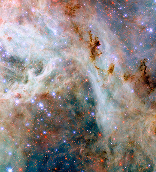 Cosmic cloudscape | ESA/Hubble