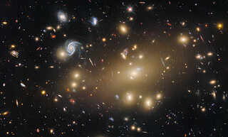Portrait of a galaxy cluster | ESA/Hubble